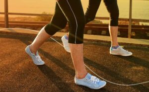 How Long Does It Take to Walk 2.5 Miles by Age and Pace? | Verywell Shape